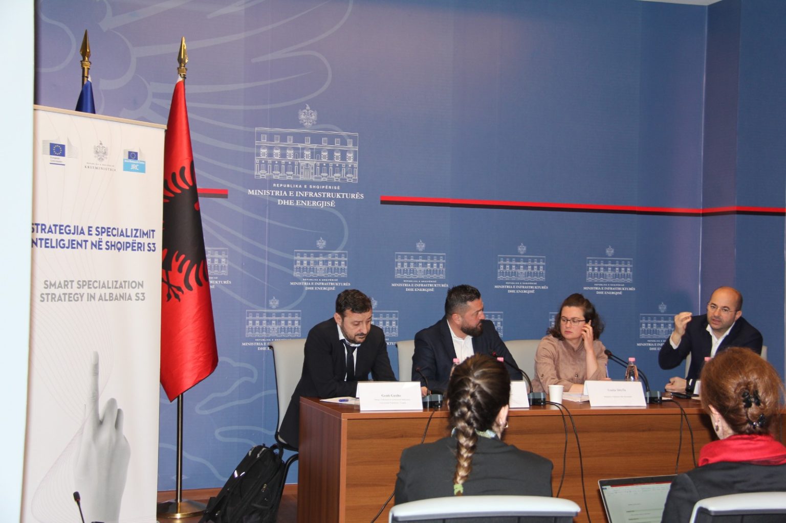 Industria Përpunuese – Tryezë e Rrumbullakët: Prodhimi i produkteve ...